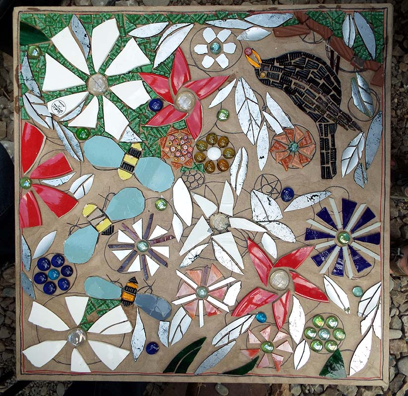 3D/2D Garden Mosaics - Outdoor Mosaic course Scotland
